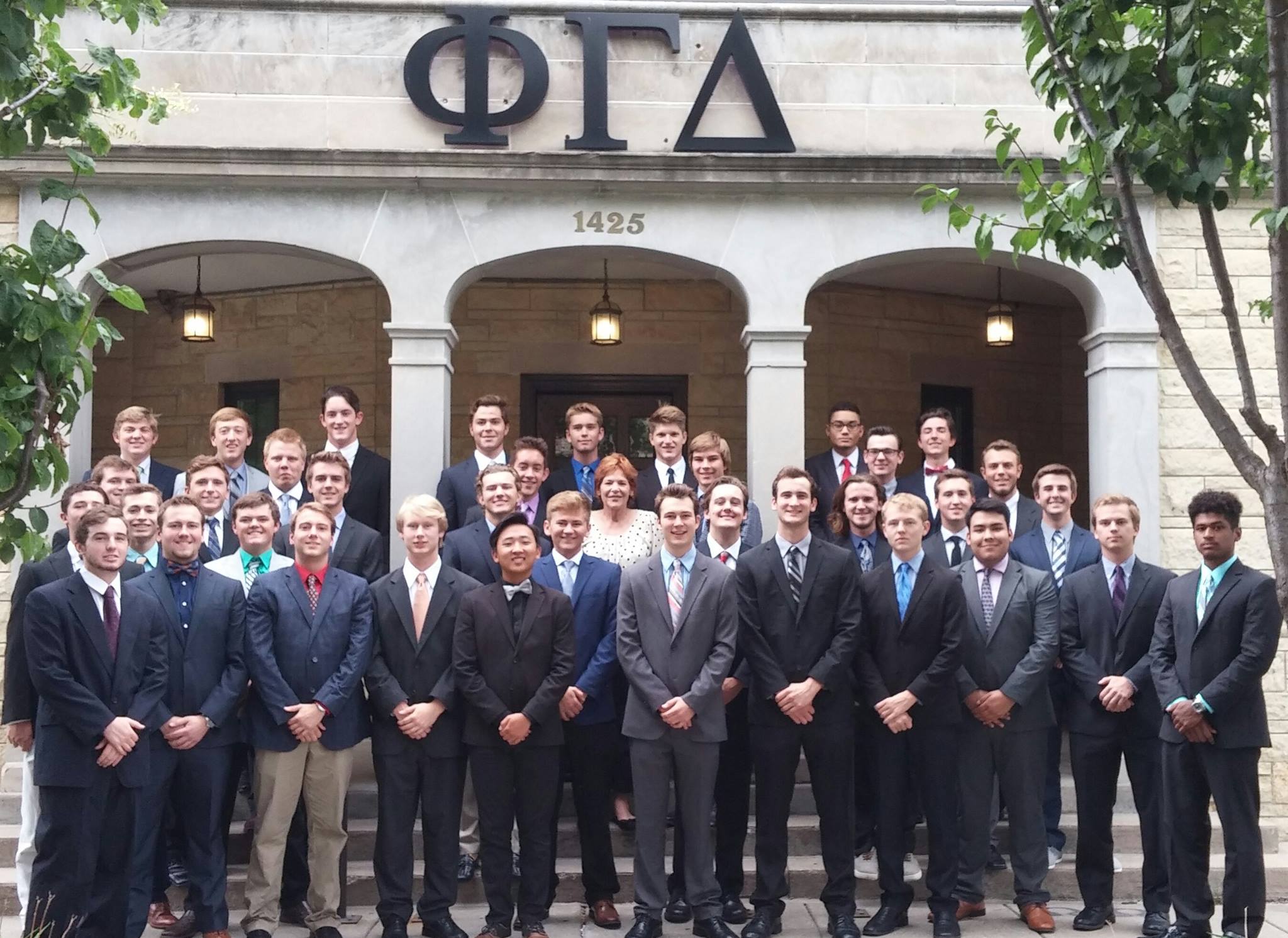 Lambda Nu Class of 2020 – Phi Gamma Delta